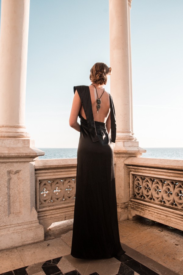 The life of a castle lady | NOT JUST A LABEL
