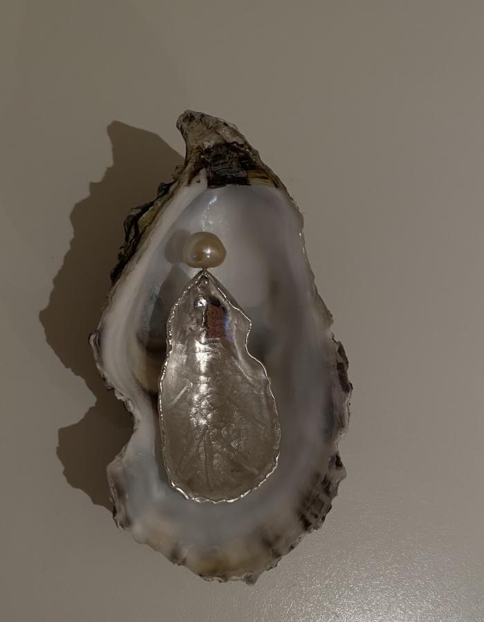 The Tale of Vanitas earring | NOT JUST A LABEL