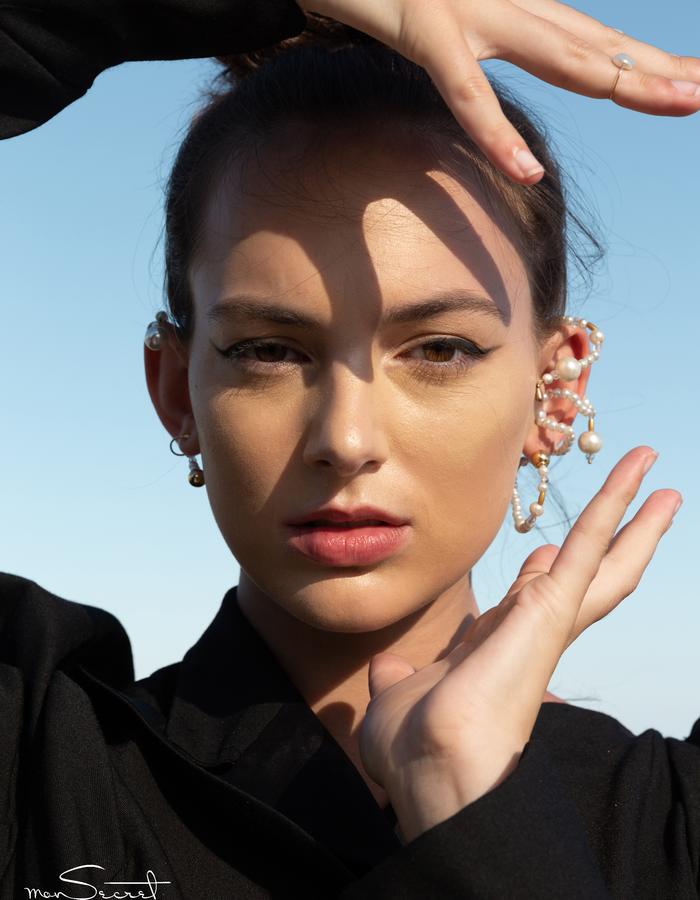 the dancing pearl | NOT JUST A LABEL